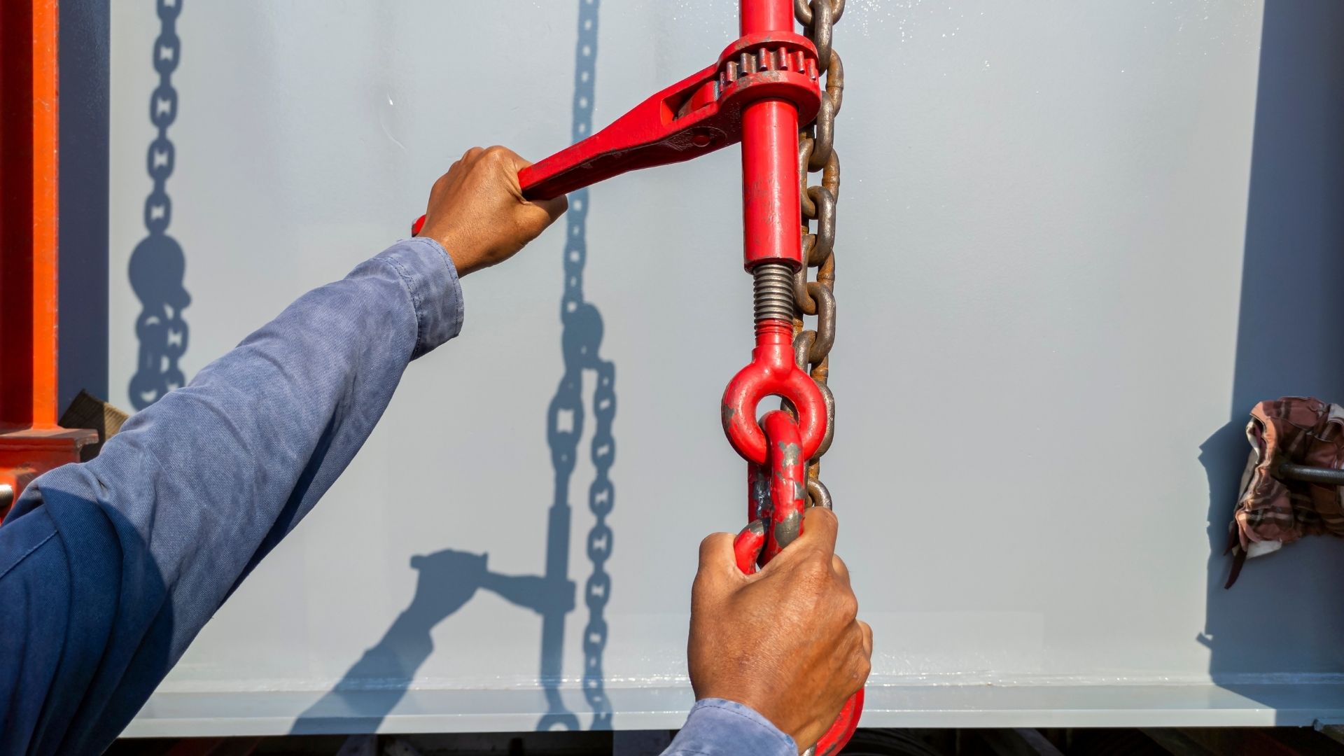 What Are Chain Binders? - Truck Trailer Pro | Trucking Supplies